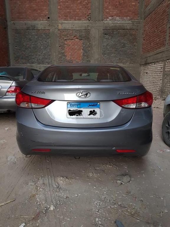Elantra Hyundai 2012 Badr City Silver 7172157 - Car For Sale : Hatla2ee