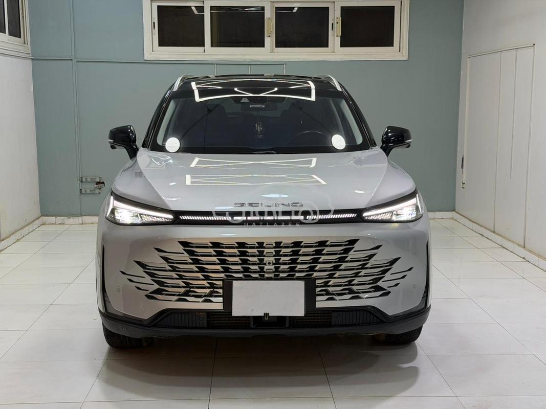 X7 Baic 2025 Tagamo3 - New Cairo Silver 7203202 - Car For Sale ...