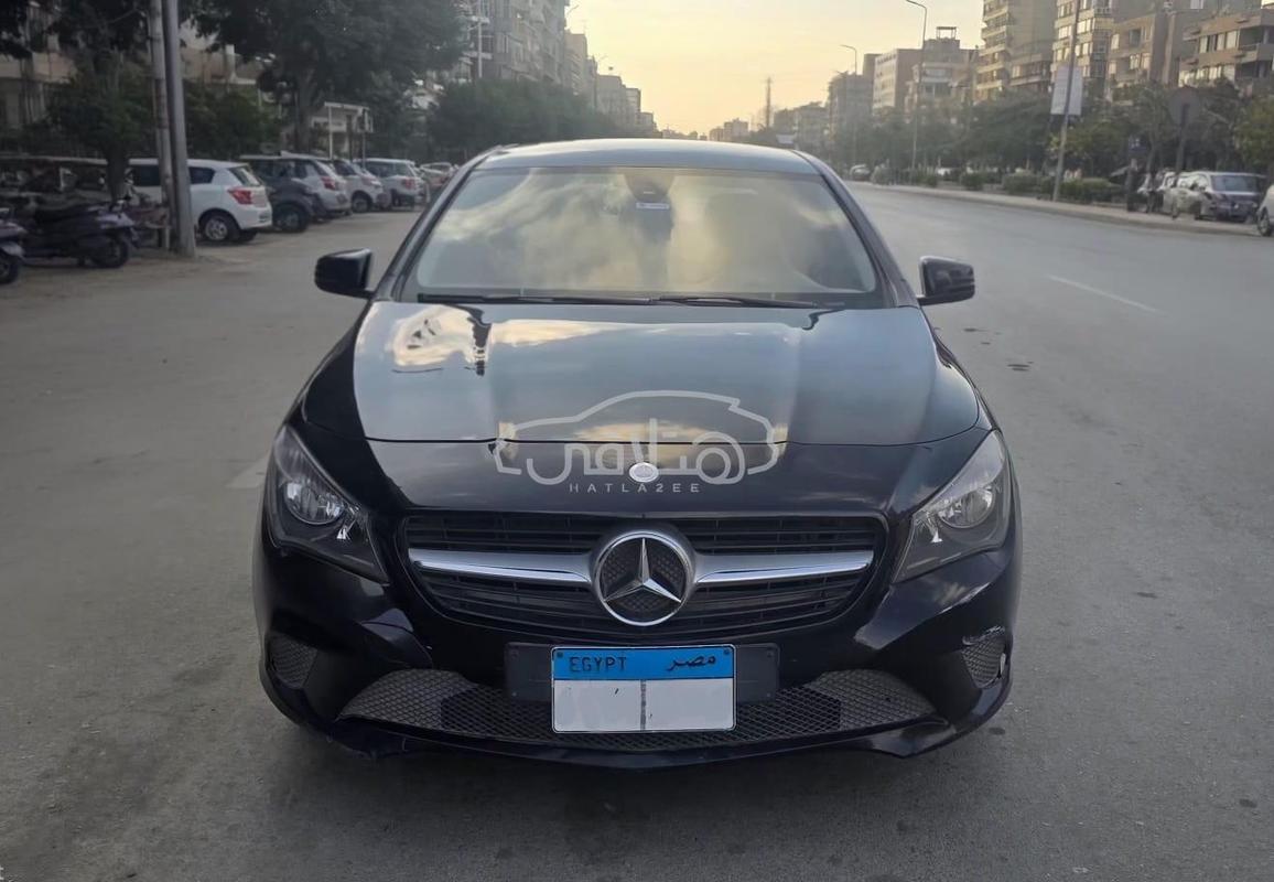 CLA 180 Mercedes 2015 Heliopolis Black 7182224 - Car For Sale : Hatla2ee